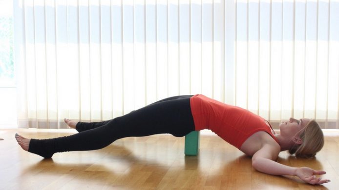 10 Ways to Use Yoga Blocks to Release Tight Muscles | Paleohacks Blog