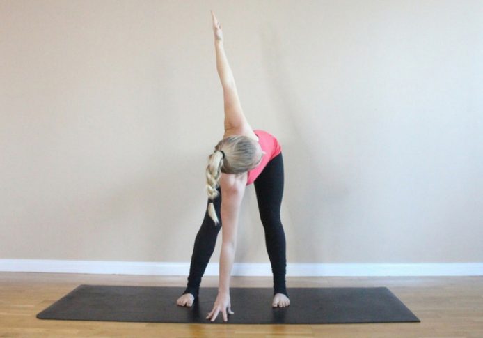 11 Yoga Poses For Knee Pain Relief (Soothe + Strengthen) | PaleoHacks