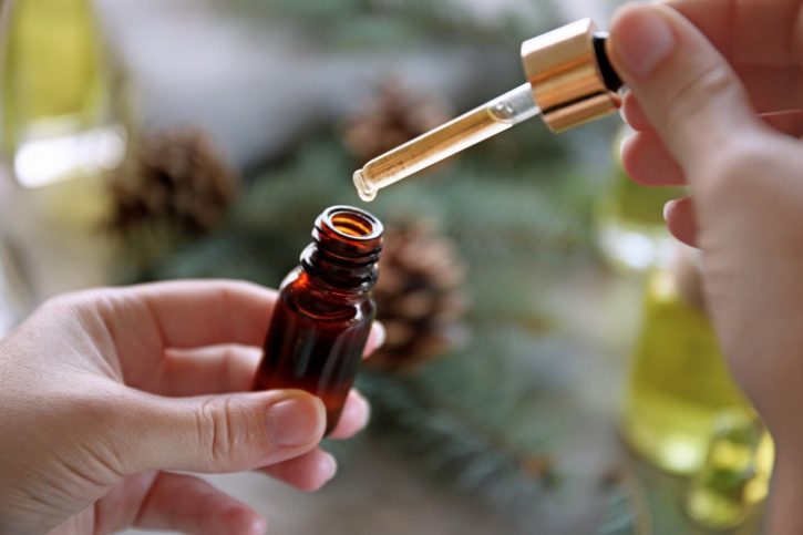 10 Best Essential Oils for Inflammation + How to Use Them