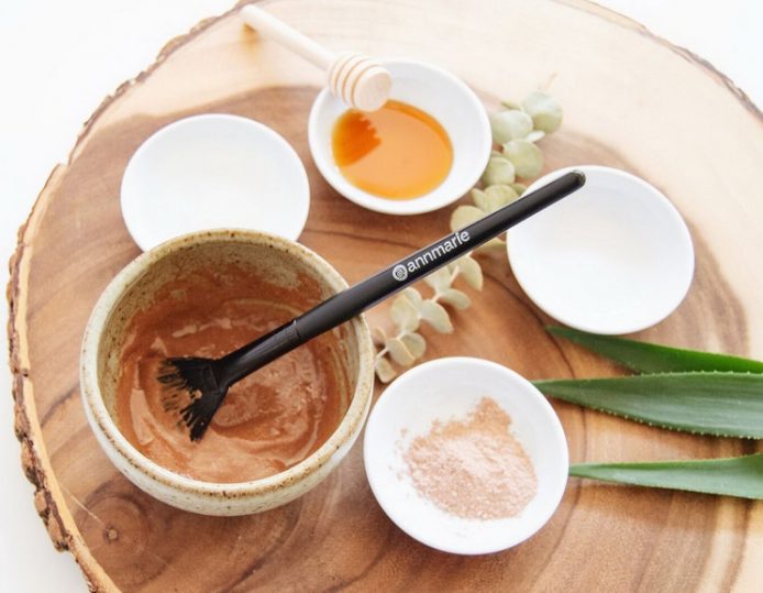 DIY Honey Mud Mask That Firms + Moisturizes Your Skin